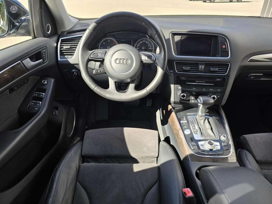 Black Audi Q5 2012 in Taurage, with an engine capacity of 2.97 L and mileage of 288 thousand km for 10900 €, photo 11 on AUTOMOTO.COM.LV