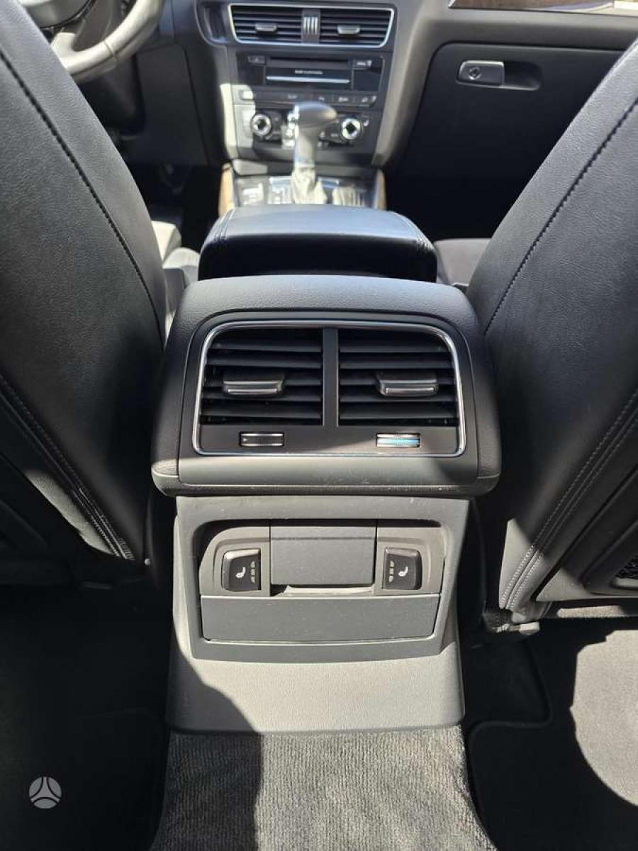 Black Audi Q5 2012 in Taurage, with an engine capacity of 2.97 L and mileage of 288 thousand km for 10900 €, photo 12 on AUTOMOTO.COM.LV