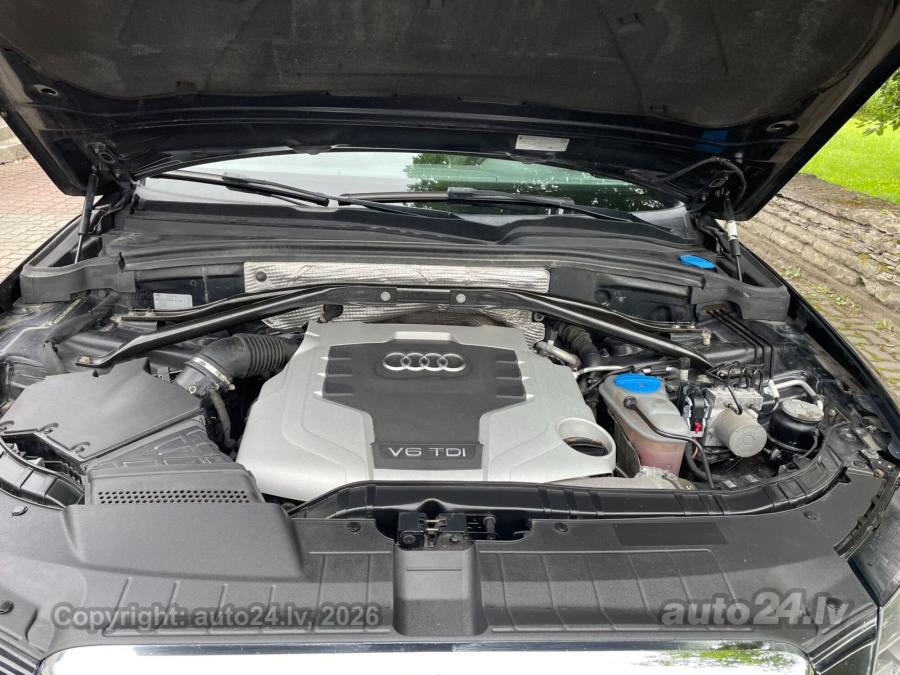 Black Audi Q5 2012 in Rapla, with an engine capacity of 3.00 L and mileage of 195 thousand km for 8900 €, photo 10 on AUTOMOTO.COM.LV