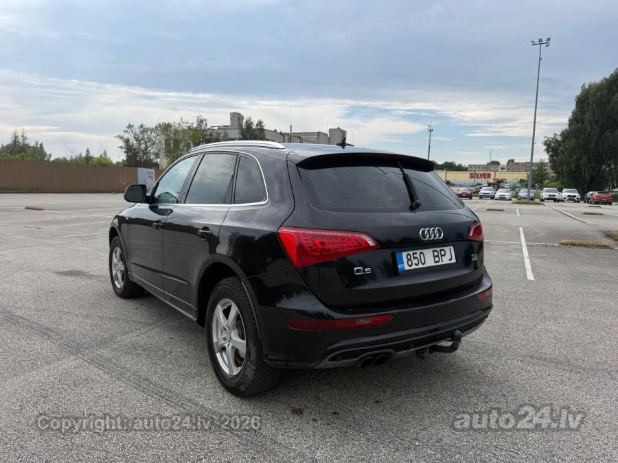 Melns Audi Q5 2012 Tartu, ar dzinēja tilpumu 2.00 L un nobraukumu 380 tūkst. km par 6900 €, foto 5 vietnē AUTOMOTO.COM.LV