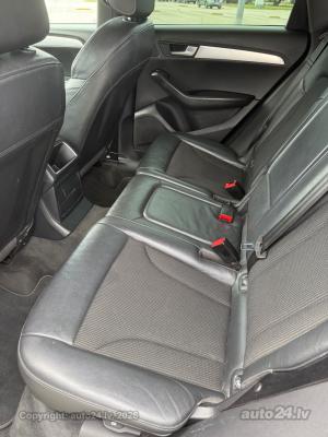 Melns Audi Q5 2012 Tartu, ar dzinēja tilpumu 2.00 L un nobraukumu 380 tūkst. km par 6900 €, foto 14 vietnē AUTOMOTO.COM.LV