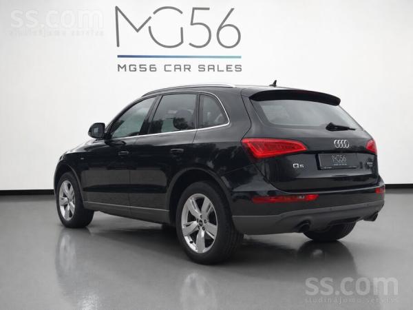 Melns Audi Q5 2012 Rīga, ar dzinēja tilpumu 2.00 L un nobraukumu 211 tūkst. km par 12900 €, foto 4 vietnē AUTOMOTO.COM.LV