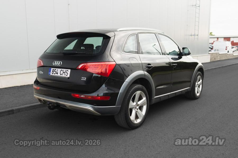 Black Audi Q5 2012 in Tallinn, with an engine capacity of 2.00 L and mileage of 297 thousand km for 8498 €, photo 5 on AUTOMOTO.COM.LV