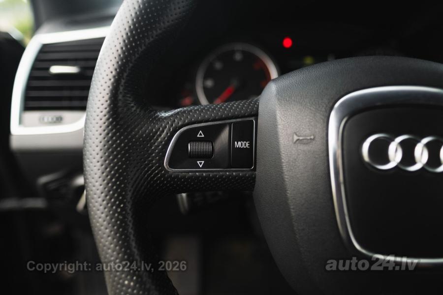 Black Audi Q5 2012 in Tallinn, with an engine capacity of 2.00 L and mileage of 297 thousand km for 8498 €, photo 16 on AUTOMOTO.COM.LV