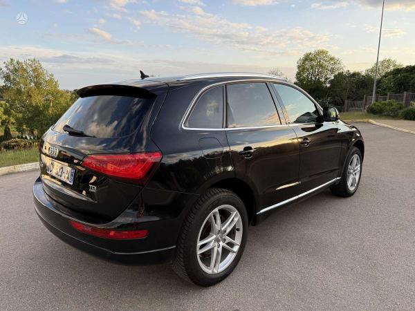 Melns Audi Q5 2012 Tauragė, ar dzinēja tilpumu 1.97 L un nobraukumu 192 tūkst. km par 12500 €, foto 10 vietnē AUTOMOTO.COM.LV