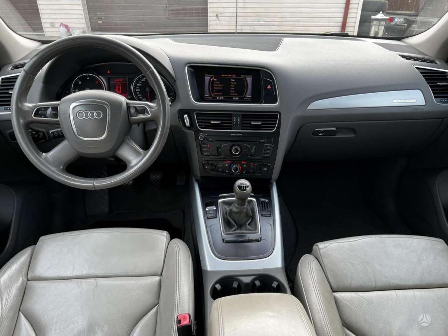 Black Audi Q5 2012 in Ukmerge, with an engine capacity of 1.97 L and mileage of 273 thousand km for 6950 €, photo 20 on AUTOMOTO.COM.LV