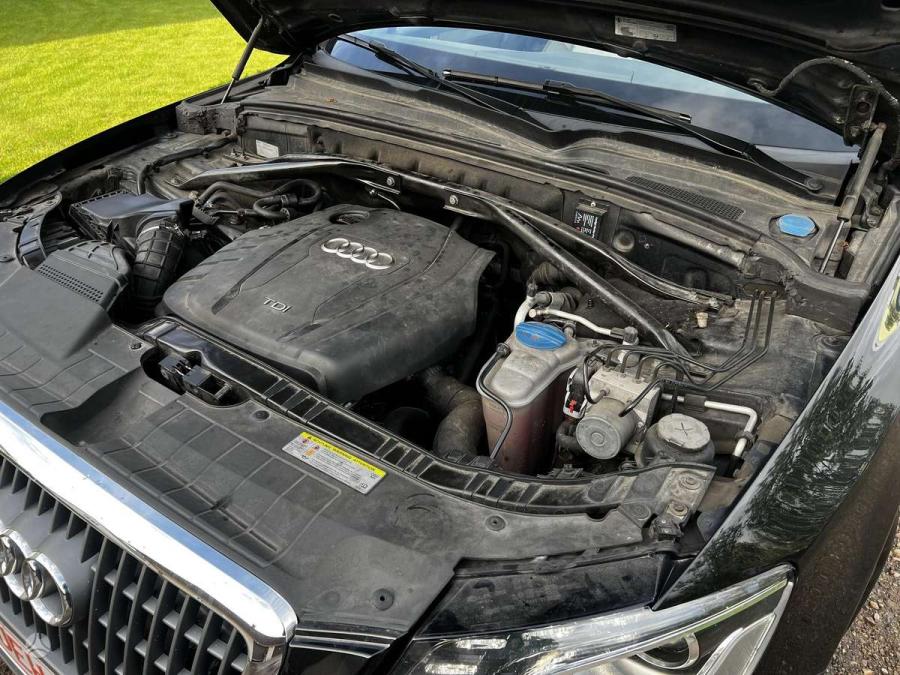 Black Audi Q5 2012 in Ukmerge, with an engine capacity of 1.97 L and mileage of 273 thousand km for 6950 €, photo 22 on AUTOMOTO.COM.LV