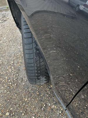 Black Audi Q5 2012 in Ukmerge, with an engine capacity of 1.97 L and mileage of 273 thousand km for 6950 €, photo 23 on AUTOMOTO.COM.LV