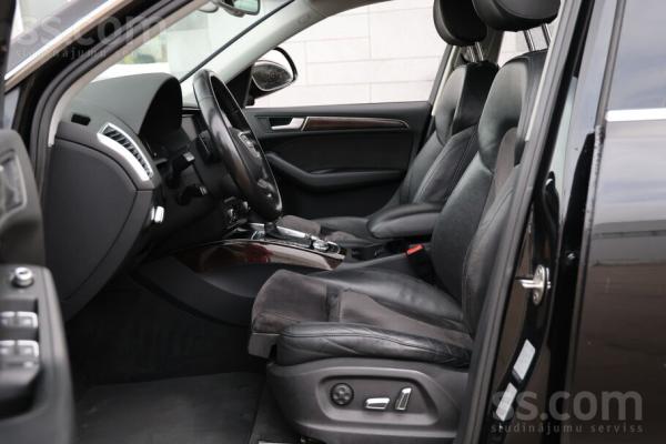 Black Audi Q5 2012 in Tukums, with an engine capacity of 3.00 L and mileage of 272 thousand km for 11900 €, photo 9 on AUTOMOTO.COM.LV