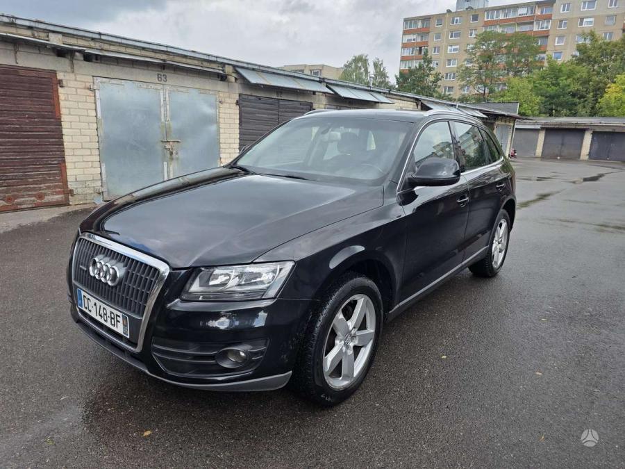 Black Audi Q5 2012 in Kaunas, with an engine capacity of 1.97 L and mileage of 204 thousand km for 7499 €, photo 1 on AUTOMOTO.COM.LV
