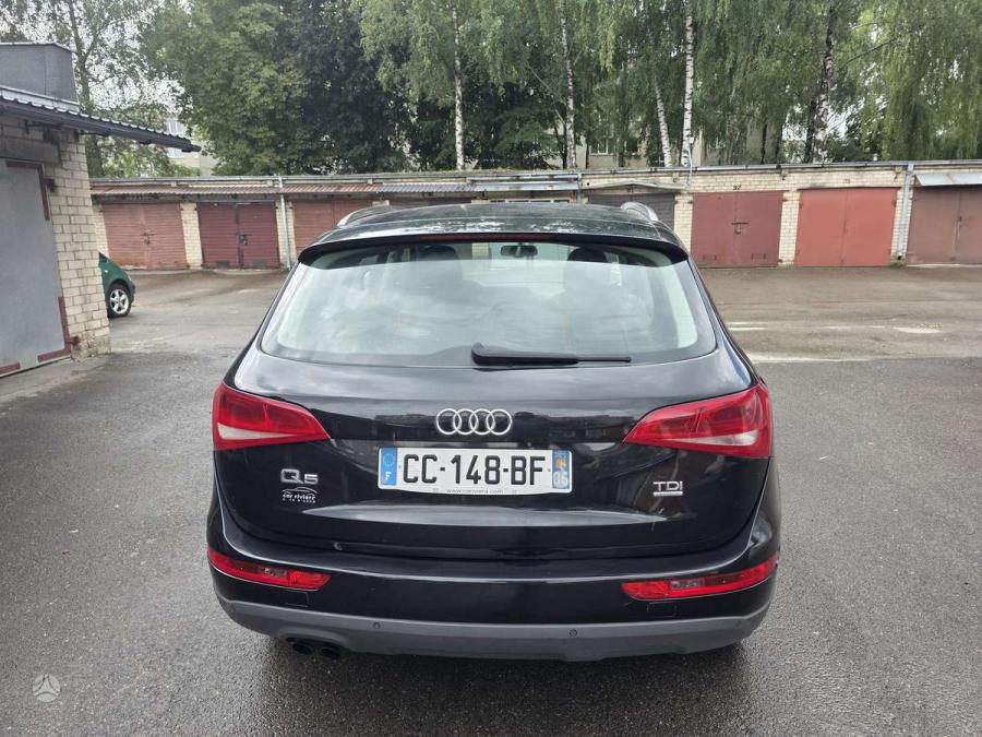 Black Audi Q5 2012 in Kaunas, with an engine capacity of 1.97 L and mileage of 204 thousand km for 7499 €, photo 7 on AUTOMOTO.COM.LV