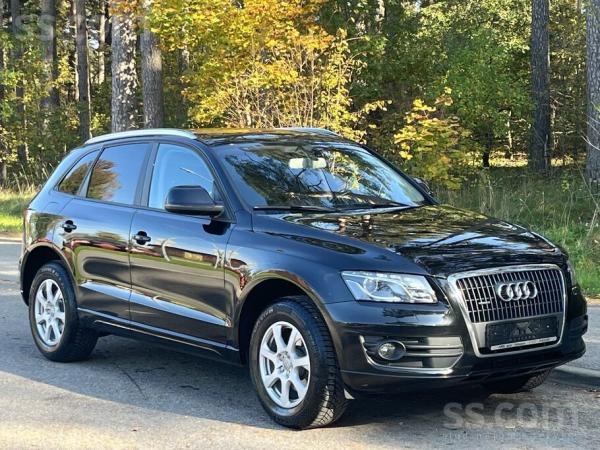 Melns Audi Q5 2012 Valmiera, ar dzinēja tilpumu 2.00 L un nobraukumu 0 tūkst. km par 11800 €, foto 1 vietnē AUTOMOTO.COM.LV