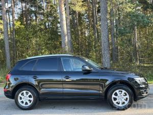 Black Audi Q5 2012 in Valmiera, with an engine capacity of 2.00 L and mileage of 0 thousand km for 11800 €, photo 3 on AUTOMOTO.COM.LV