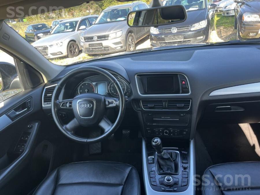 Black Audi Q5 2012 in Valmiera, with an engine capacity of 2.00 L and mileage of 0 thousand km for 11800 €, photo 8 on AUTOMOTO.COM.LV