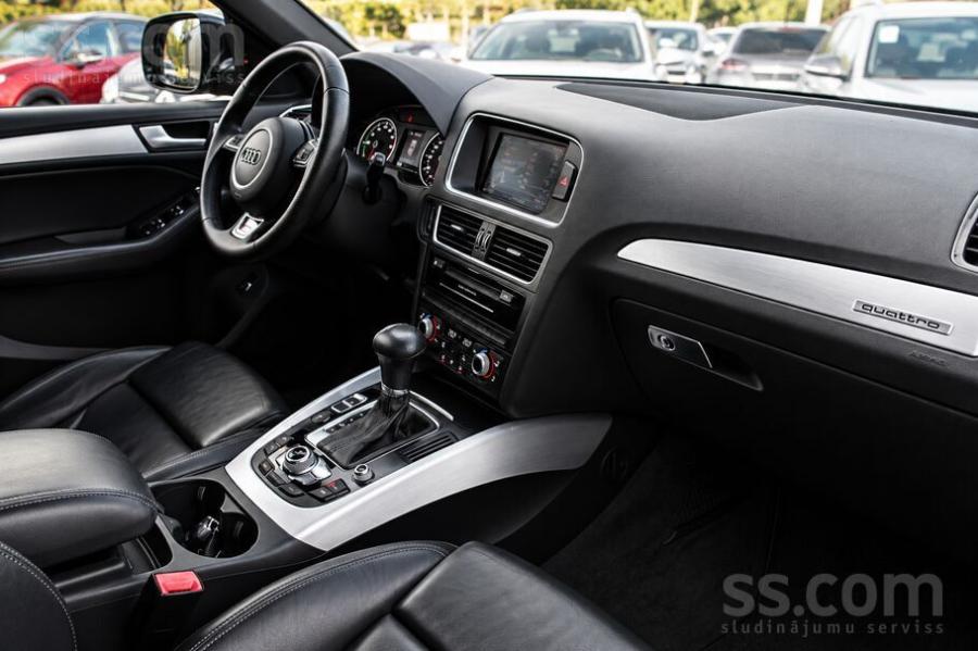 Black Audi Q5 2012 in Riga, with an engine capacity of 2.00 L and mileage of 0 thousand km for 13500 €, photo 23 on AUTOMOTO.COM.LV