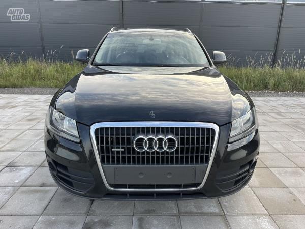Audi Q5 2012 Giraitė vietnē Melns Audi Q5 2012 Giraitė, ar dzinēja tilpumu 2.00 L un nobraukumu 238 tūkst. km par 7250 €, foto 3 vietnē AUTOMOTO.COM.LV