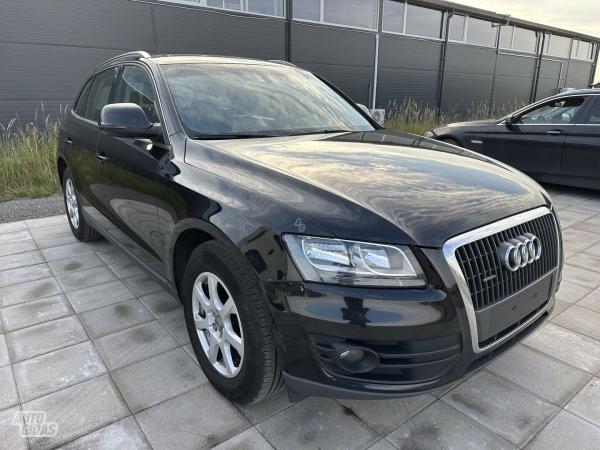 Audi Q5 2012 Giraitė vietnē Melns Audi Q5 2012 Giraitė, ar dzinēja tilpumu 2.00 L un nobraukumu 238 tūkst. km par 7250 €, foto 4 vietnē AUTOMOTO.COM.LV