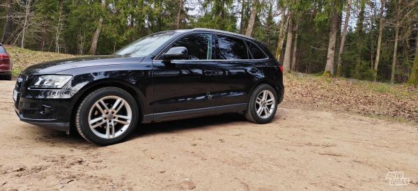 Ауди Ку 5 2012 в Тельшяй на AUTOMOTO.COM.LV Черный Ауди Ку 5 2012 в Тельшяй, объемом двигателя 2.00 л и пробегом 354 тыс. км за 10500 €, фото 3 на AUTOMOTO.COM.LV
