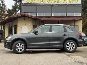 Melns Audi Q5 2012 Rīga, ar dzinēja tilpumu 2.00 L un nobraukumu 187 tūkst. km par 10750 €, foto  vietnē AUTOMOTO.COM.LV