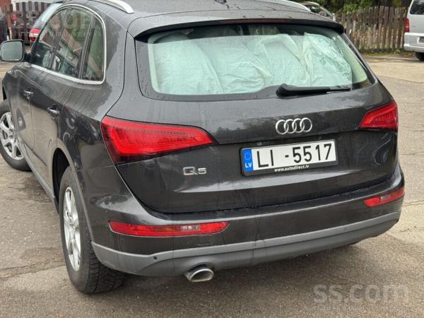 Ауди Ку 5 2012 в Рига на AUTOMOTO.COM.LV Черный Ауди Ку 5 2012 в Рига, объемом двигателя 2.00 л и пробегом 187 тыс. км за 10750 €, фото 3 на AUTOMOTO.COM.LV