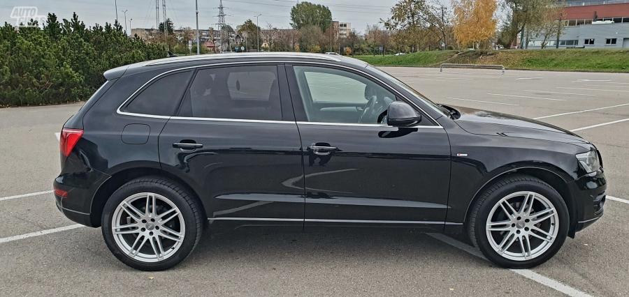 Melns Audi Q5 2012 Šauļi, ar dzinēja tilpumu 2.00 L un nobraukumu 175 tūkst. km par 12300 €, foto 8 vietnē AUTOMOTO.COM.LV