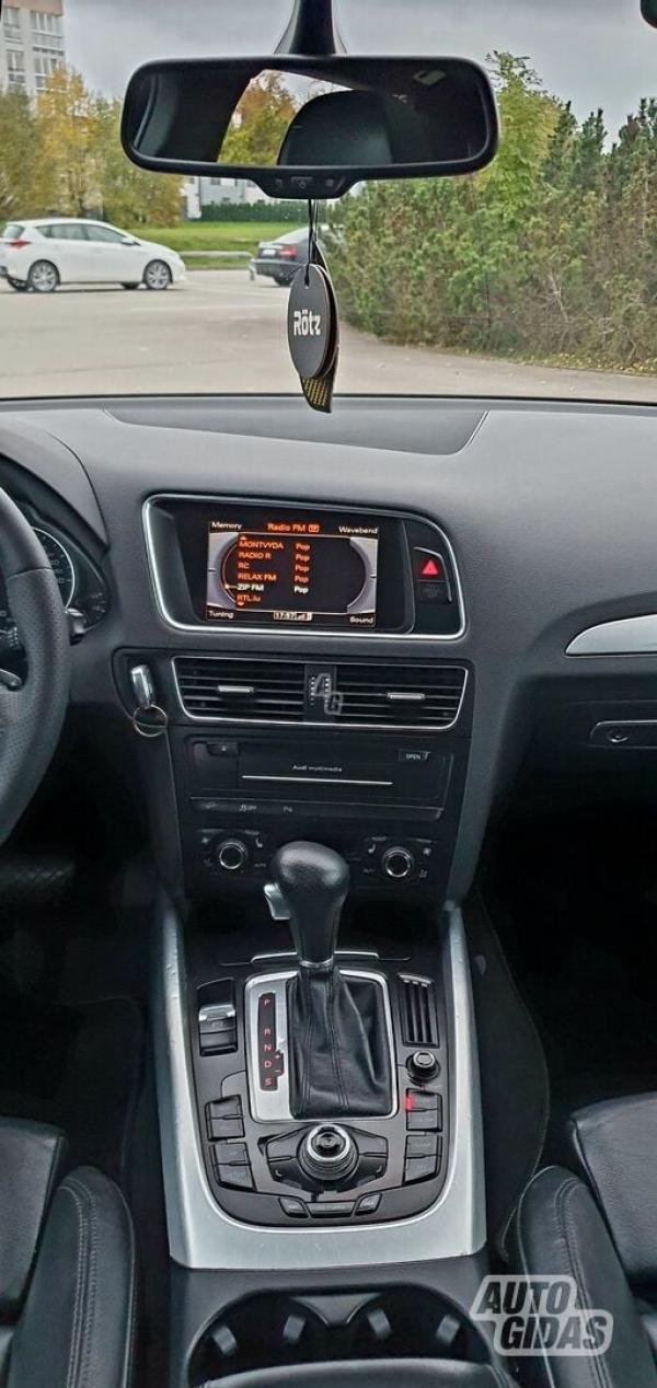 Melns Audi Q5 2012 Šauļi, ar dzinēja tilpumu 2.00 L un nobraukumu 175 tūkst. km par 12300 €, foto 11 vietnē AUTOMOTO.COM.LV