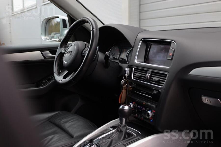 Black Audi Q5 2013 in Riga, with an engine capacity of 3.00 L and mileage of 0 thousand km for 24990 €, photo 20 on AUTOMOTO.COM.LV