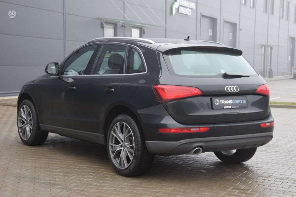 Black Audi Q5 2013 in Vilnius, with an engine capacity of 1.97 L and mileage of 249 thousand km for 10999 €, photo 9 on AUTOMOTO.COM.LV