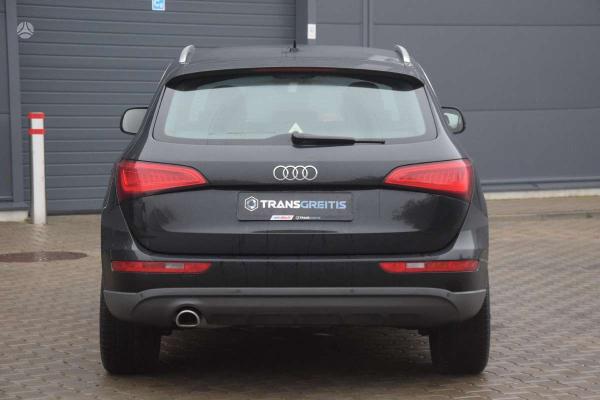 Black Audi Q5 2013 in Vilnius, with an engine capacity of 1.97 L and mileage of 249 thousand km for 10999 €, photo 10 on AUTOMOTO.COM.LV