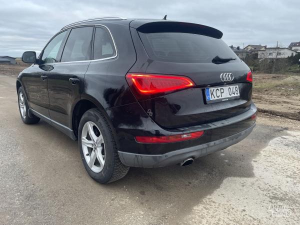 Melns Audi Q5 2013 Jonava, ar dzinēja tilpumu 2.00 L un nobraukumu 285 tūkst. km par 9999 €, foto 4 vietnē AUTOMOTO.COM.LV