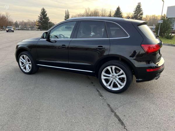 Black Audi Q5 2013 in Alytus, with an engine capacity of 2.00 L and mileage of 230 thousand km for 12400 €, photo 4 on AUTOMOTO.COM.LV