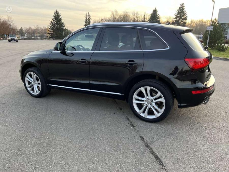 Melns Audi Q5 2013 Alīta, ar dzinēja tilpumu 2.00 L un nobraukumu 230 tūkst. km par 12400 €, foto 4 vietnē AUTOMOTO.COM.LV