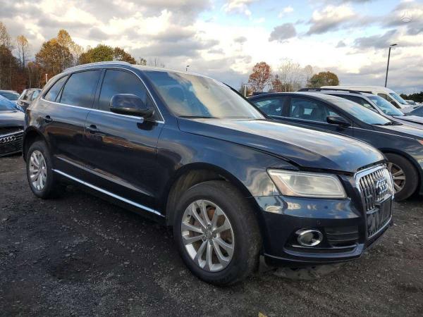 Black Audi Q5 2013 in Klaipeda, with an engine capacity of 1.98 L and mileage of 247 thousand km for 6400 €, photo 4 on AUTOMOTO.COM.LV