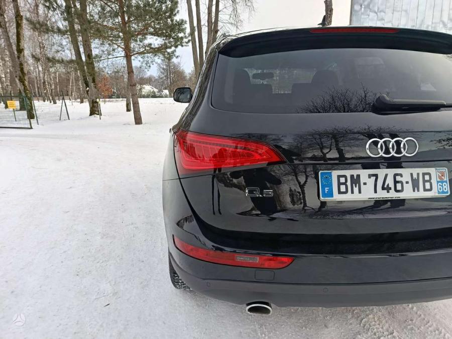 Black Audi Q5 2013 in Taurage, with an engine capacity of 2.00 L and mileage of 212 thousand km for 11900 €, photo 13 on AUTOMOTO.COM.LV