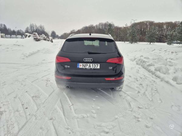 Black Audi Q5 2013 in Taurage, with an engine capacity of 1.97 L and mileage of 267 thousand km for 11900 €, photo 8 on AUTOMOTO.COM.LV