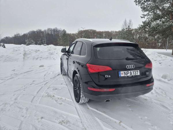 Black Audi Q5 2013 in Taurage, with an engine capacity of 1.97 L and mileage of 267 thousand km for 11900 €, photo 9 on AUTOMOTO.COM.LV