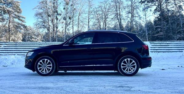 Black Audi Q5 2013 in Druskininkai, with an engine capacity of 2.00 L and mileage of 224 thousand km for 12000 €, photo 4 on AUTOMOTO.COM.LV