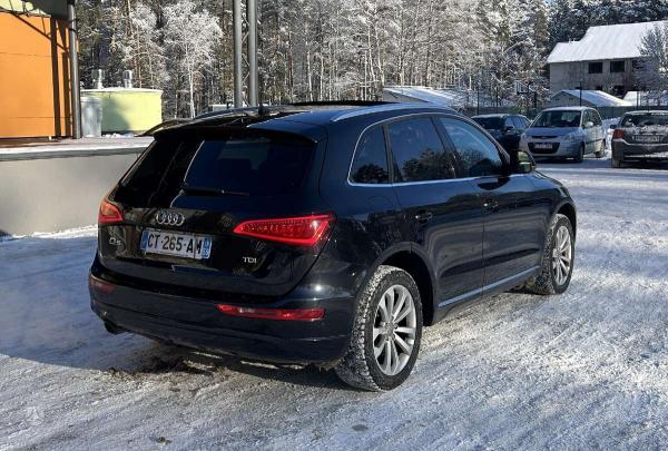Black Audi Q5 2013 in Druskininkai, with an engine capacity of 2.00 L and mileage of 224 thousand km for 12000 €, photo 6 on AUTOMOTO.COM.LV