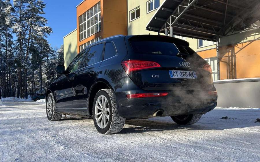 Melns Audi Q5 2013 Druskininkai, ar dzinēja tilpumu 2.00 L un nobraukumu 224 tūkst. km par 12000 €, foto 9 vietnē AUTOMOTO.COM.LV