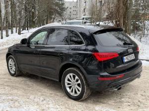 Black Audi Q5 2013 in Vilnius, with an engine capacity of 3.00 L and mileage of 289 thousand km for 9500 €, photo 4 on AUTOMOTO.COM.LV