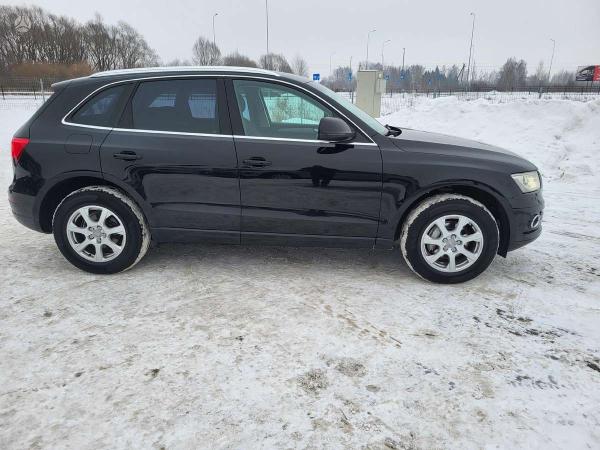Black Audi Q5 2013 in Taurage, with an engine capacity of 1.97 L and mileage of 245 thousand km for 11500 €, photo 4 on AUTOMOTO.COM.LV