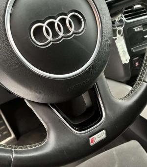 Black Audi Q5 2013 in Vilnius, with an engine capacity of 2.97 L and mileage of 268 thousand km for 13900 €, photo 22 on AUTOMOTO.COM.LV