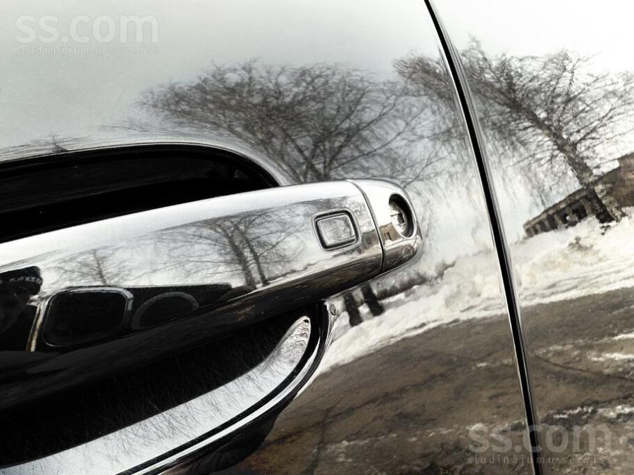 Black Audi Q5 2013 in Tukums, with an engine capacity of 3.00 L and mileage of 243 thousand km for 15600 €, photo 27 on AUTOMOTO.COM.LV