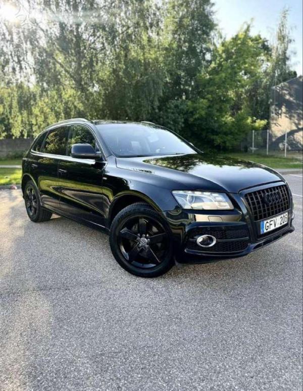 Black Audi Q5 2013 in Vilnius, with an engine capacity of 3.20 L and mileage of 160 thousand km for 11999 €, photo 6 on AUTOMOTO.COM.LV