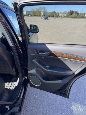 Black Audi Q5 2013 in Kaunas, with an engine capacity of 3.00 L and mileage of 212 thousand km for 13100 €, photo 19 on AUTOMOTO.COM.LV