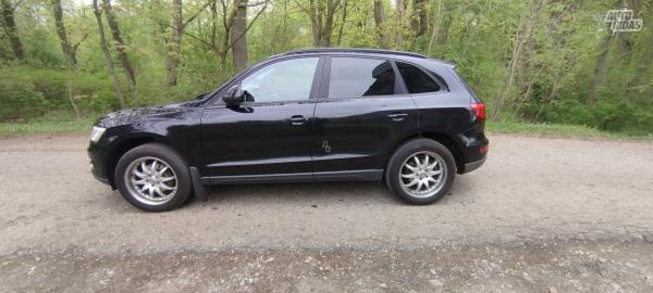 Melns Audi Q5 2013 Radviliškis, ar dzinēja tilpumu 2.00 L un nobraukumu 211 tūkst. km par 13500 €, foto 6 vietnē AUTOMOTO.COM.LV