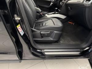 Черный Ауди Ку 5 2013 в Авиженяй, объемом двигателя 2.00 л и пробегом 325 тыс. км за 11900 €, фото 7 на AUTOMOTO.COM.LV