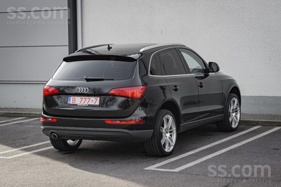 Melns Audi Q5 2013 Rīga, ar dzinēja tilpumu 2.00 L un nobraukumu 212 tūkst. km par 14950 €, foto 5 vietnē AUTOMOTO.COM.LV