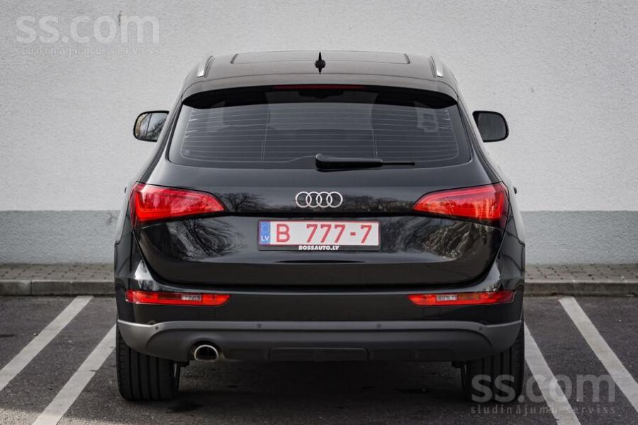 Melns Audi Q5 2013 Rīga, ar dzinēja tilpumu 2.00 L un nobraukumu 212 tūkst. km par 14950 €, foto 6 vietnē AUTOMOTO.COM.LV