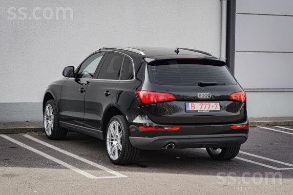 Black Audi Q5 2013 in Riga, with an engine capacity of 2.00 L and mileage of 212 thousand km for 14950 €, photo 6 on AUTOMOTO.COM.LV